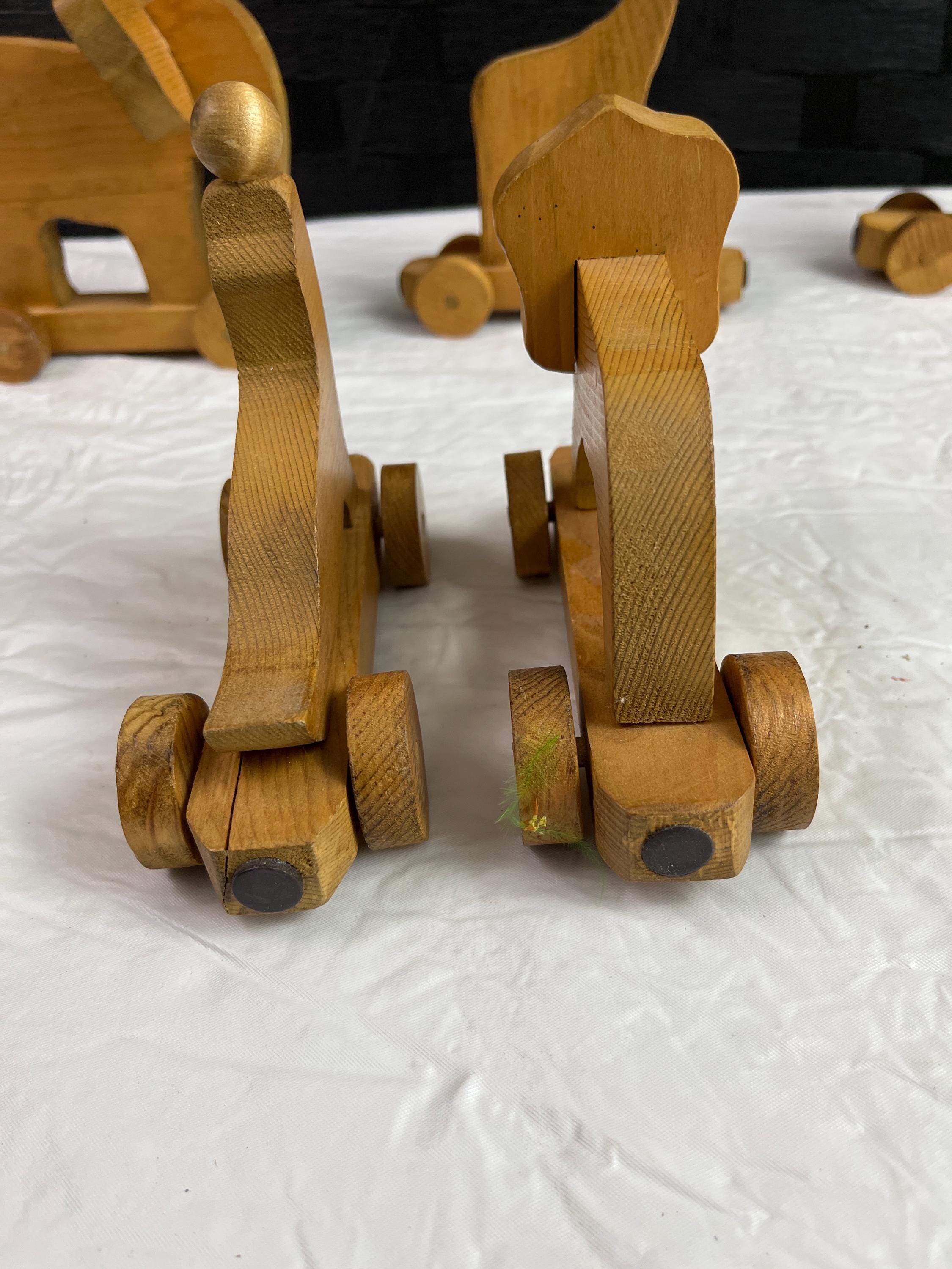 Wood Circus Animals on Wheels 6-8” Tall - Etsy
