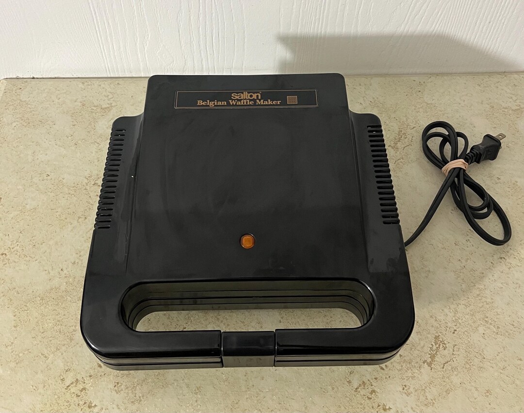 Salton WM-4 Black 120-V 760 Watt Non-stick Electric Belgian Waffle ...