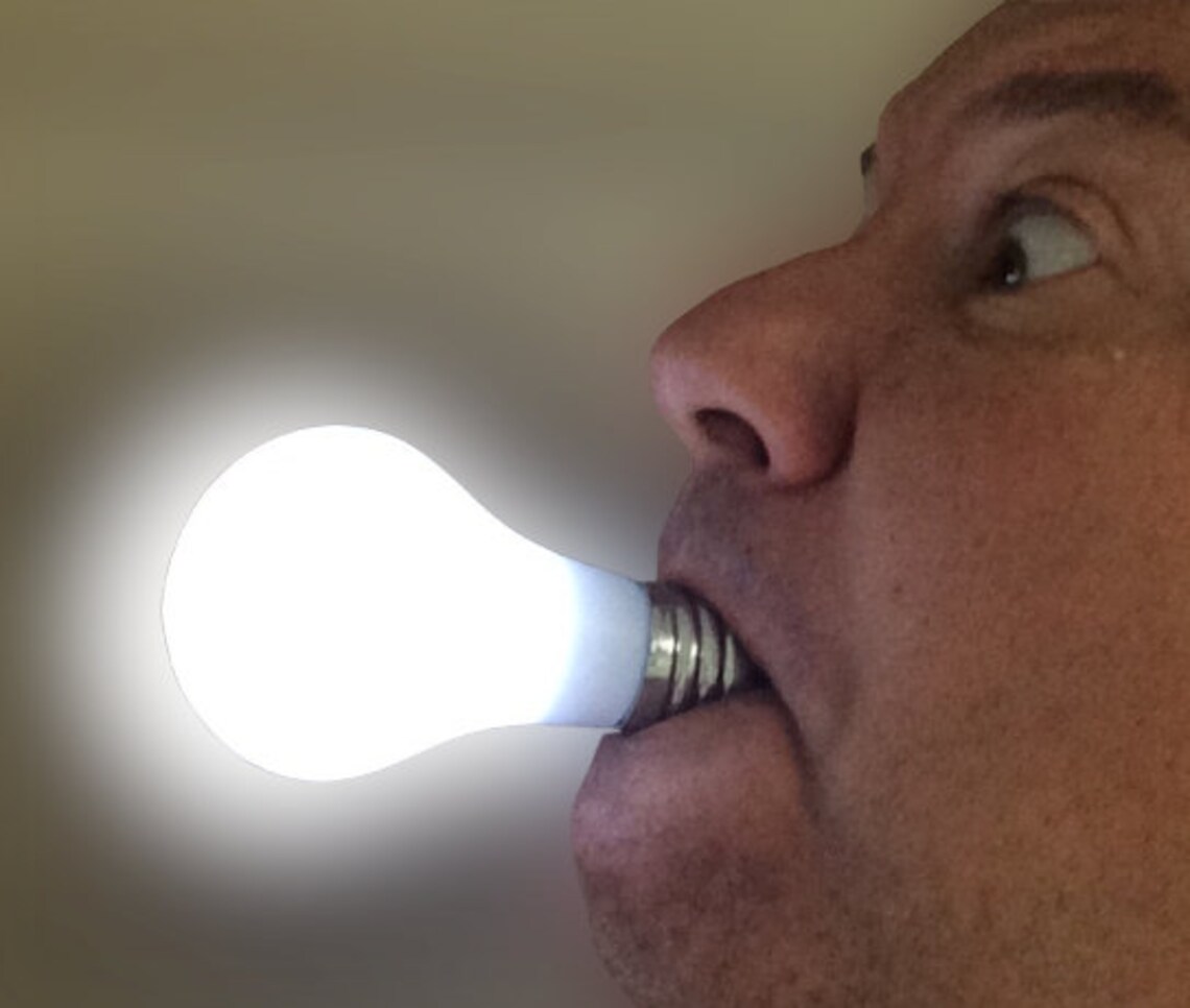 Deluxe Push Button LIGHT UP BULB in Mouth Led Tv Family Show Costume ...