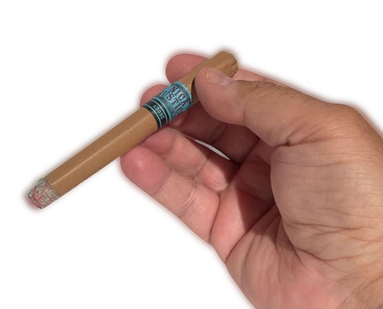 FAKE CIGAR With Real Premium Stogie Band Red Ash Glitter Magic Trick ...