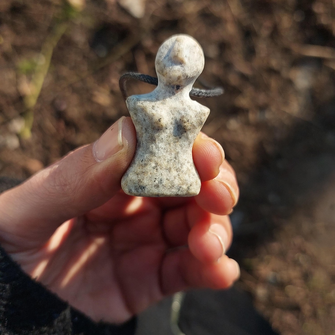 Handcarved River Stone Goddess Idol Jewelry, Primitive Female Figurine ...