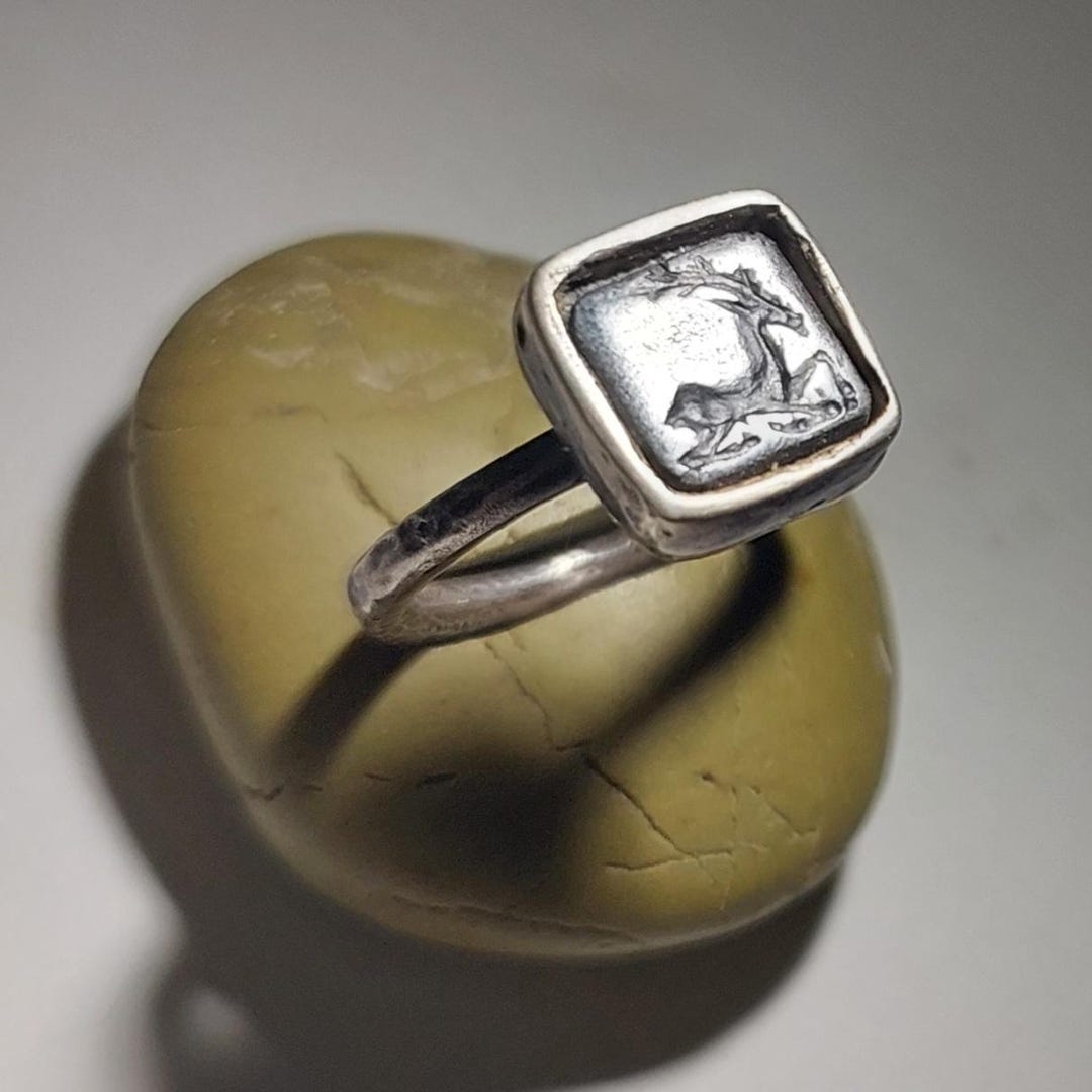 Deer Intaglio Ring, Silver and Obsidian Handmade Ring - Etsy