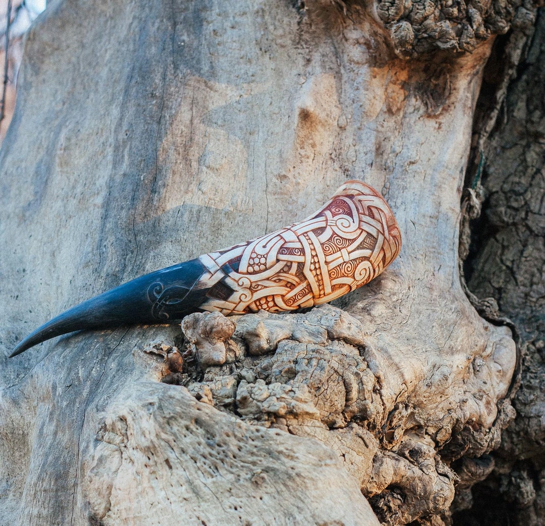 Hand Carved Viking Drinking Mead Ale Horn, Jörmungand Midgard Serpent ...