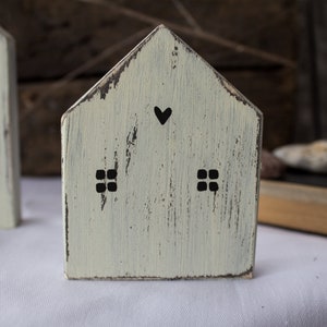 Christmas Farmhouse Style Decor, Distressed Wood House Set, Mini White ...