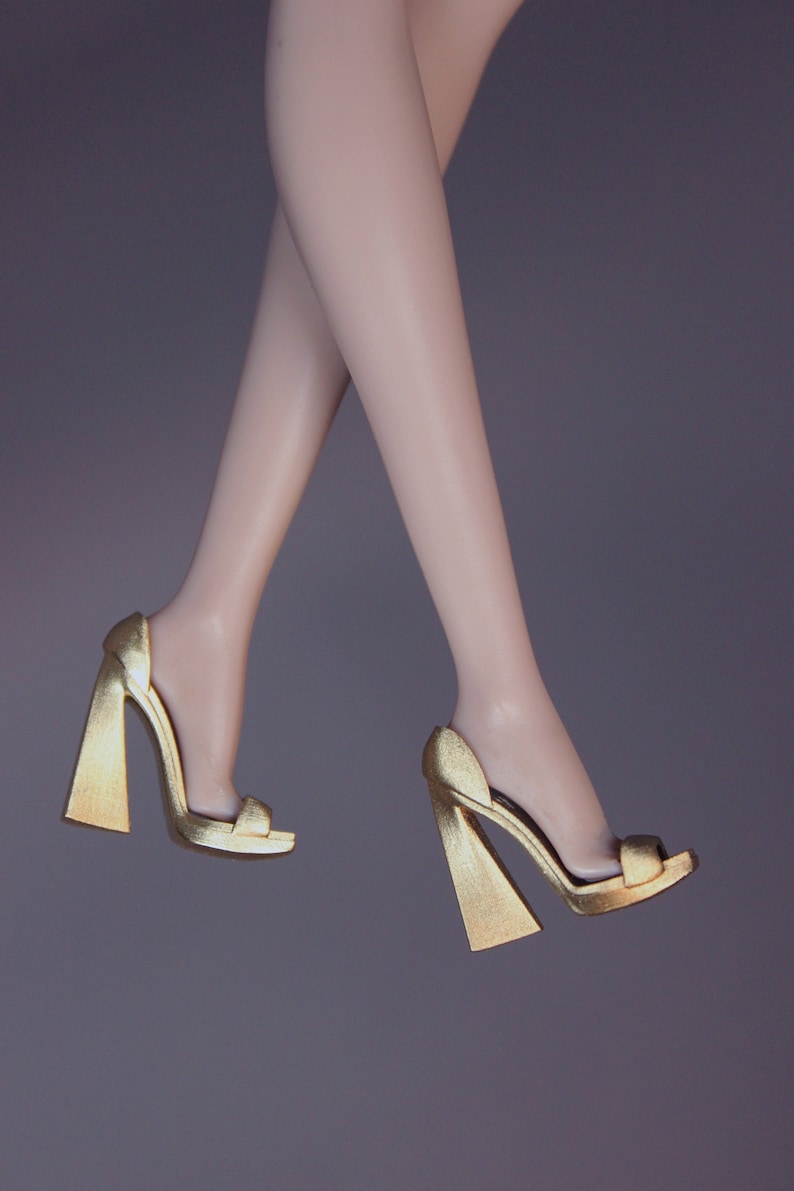 Integrity Toys- NUFACE & FR- "triangle Shape" Heels (4 Colors) by ...