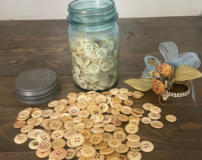 Antique Bone Buttons in Mason Jar 100s of Buttons All Sizes 1800s - Etsy