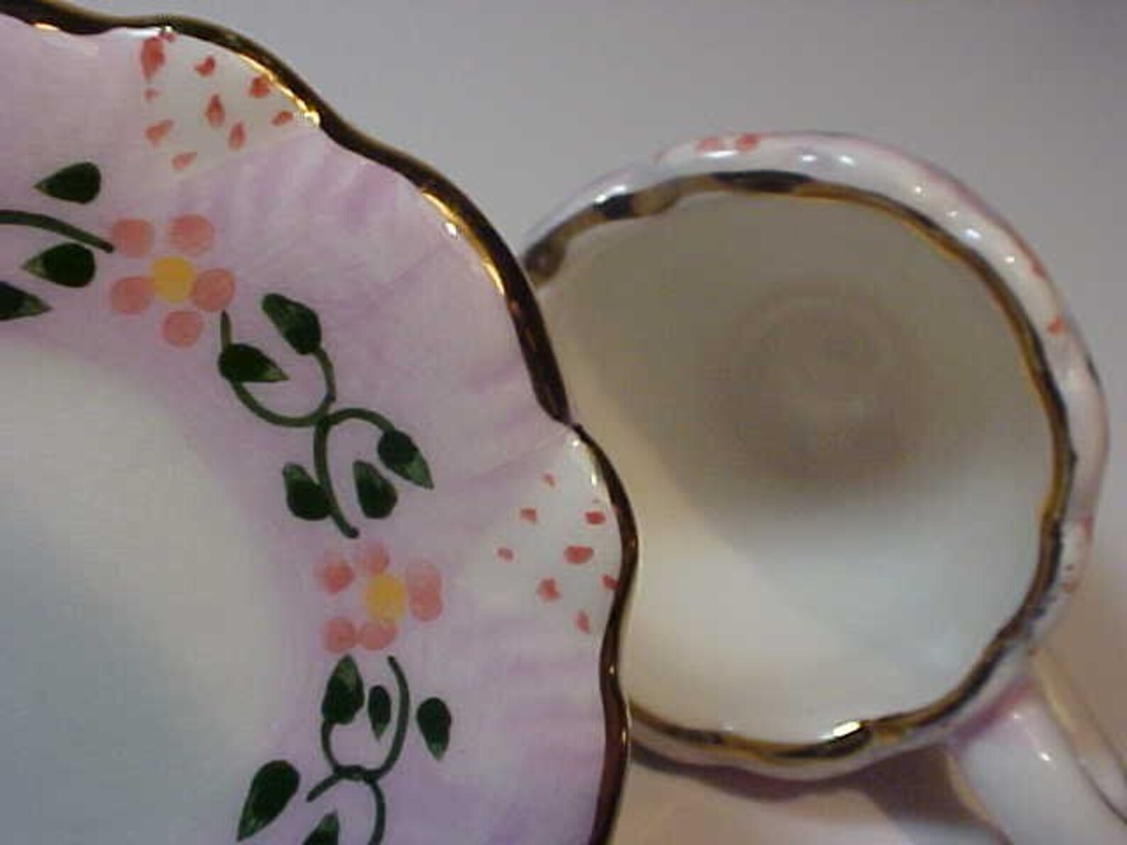 P# Vintage 2003 Unique Collectable Set of Charming Display WEE CUP ...