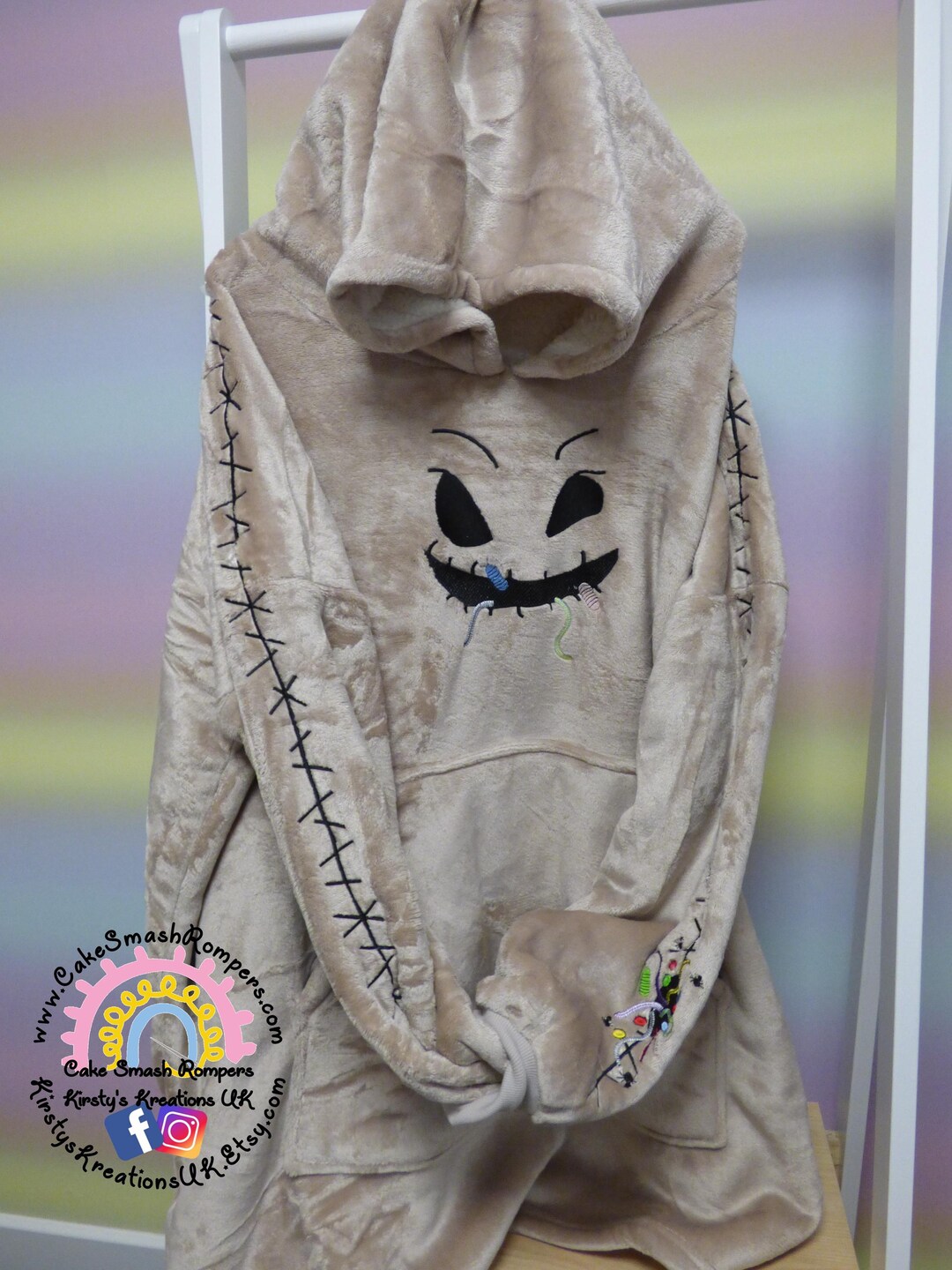 Manta con capucha Oogie Boogie: ropa de estar por casa unisex ...