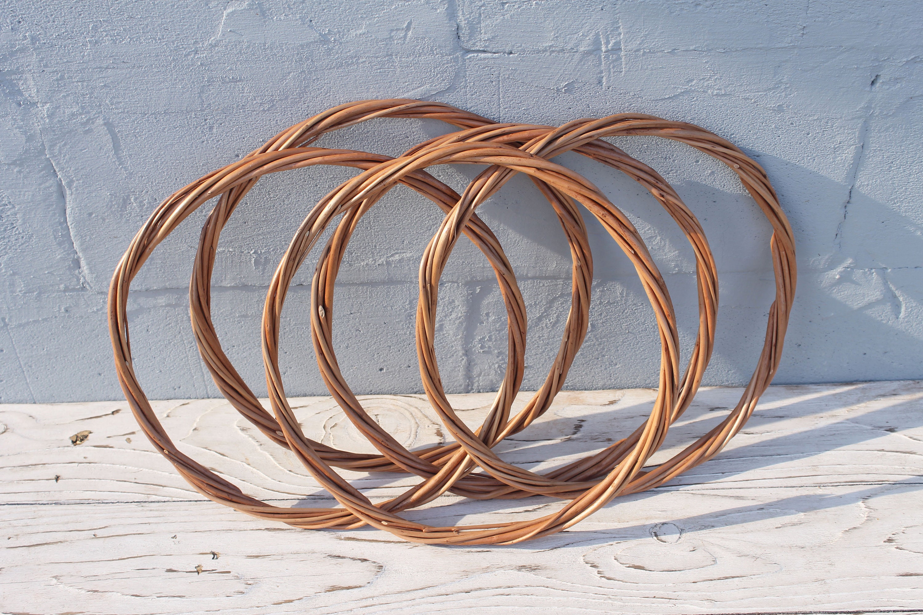 Set of 12 Willow Hoops Large Wicker Wreath for Dream Catcher - Etsy