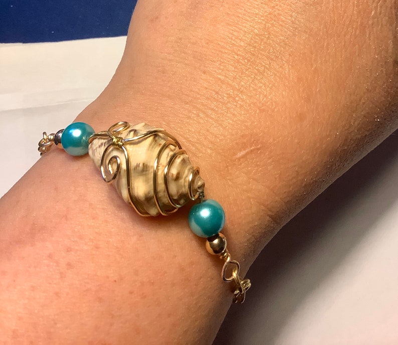 Gold Wire Wrapped Conch Seashell and Aqua Pearls Bracelet - Etsy