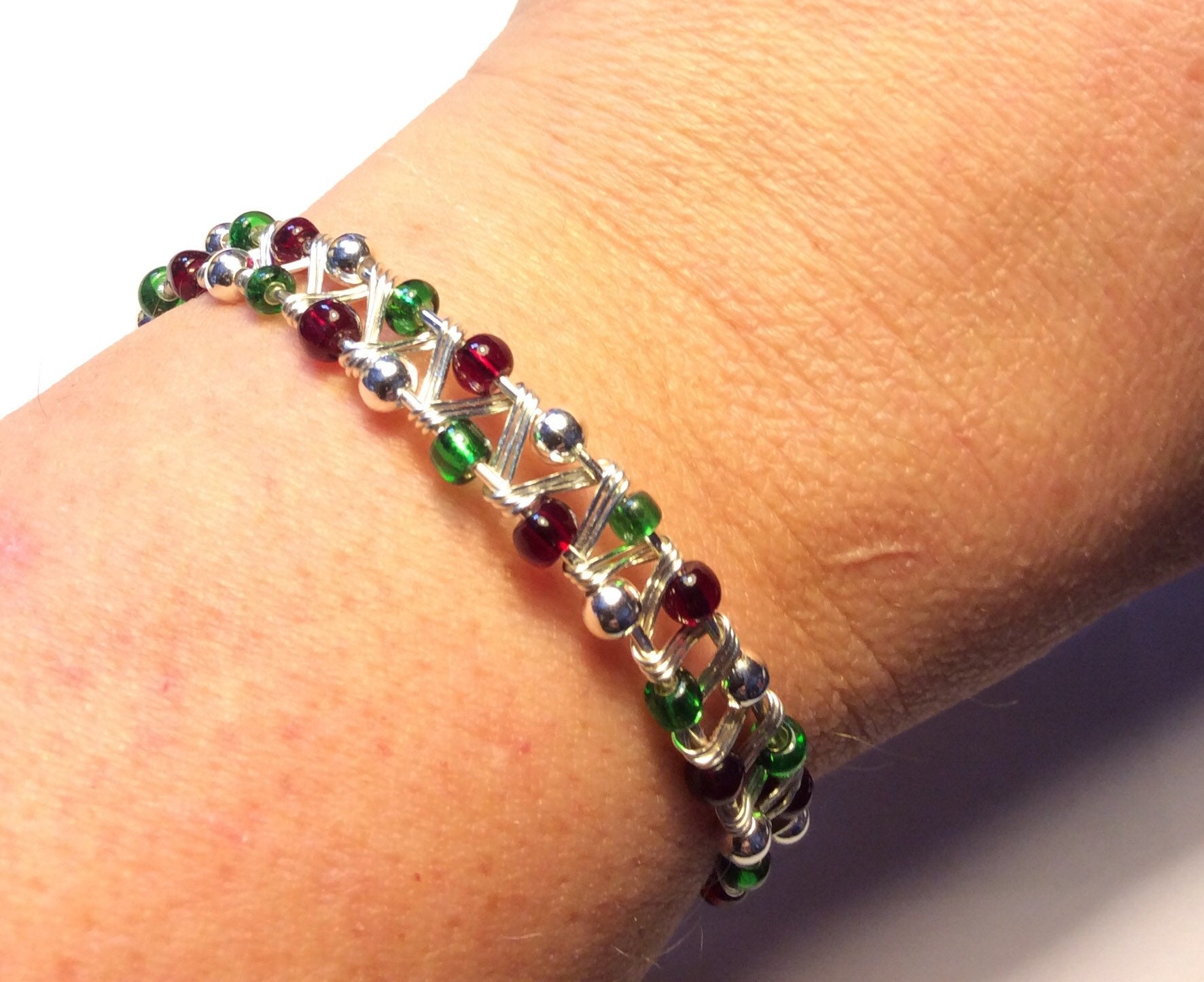 Silver Wire Zig Zag Christmas Cuff Bracelet With Red Green - Etsy