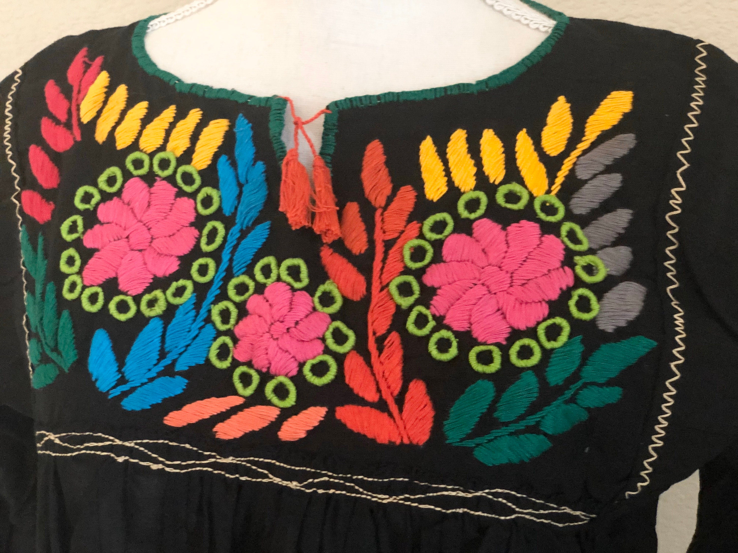 Mexican Embroidered Blouse Mexican Tunic smock top Mexican | Etsy