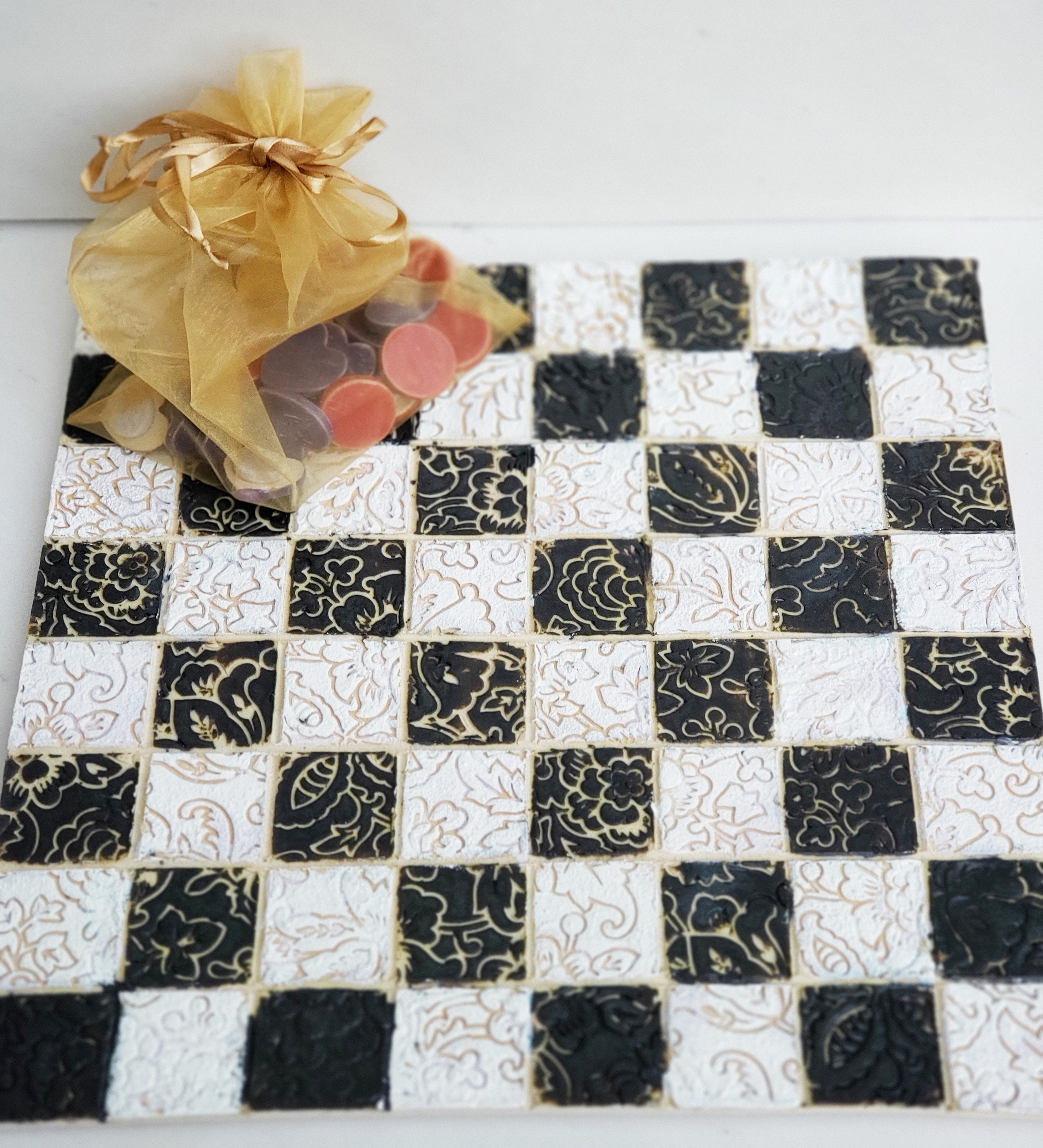 Rustic Outdoor Checkers: Roses Vs Violets | Etsy