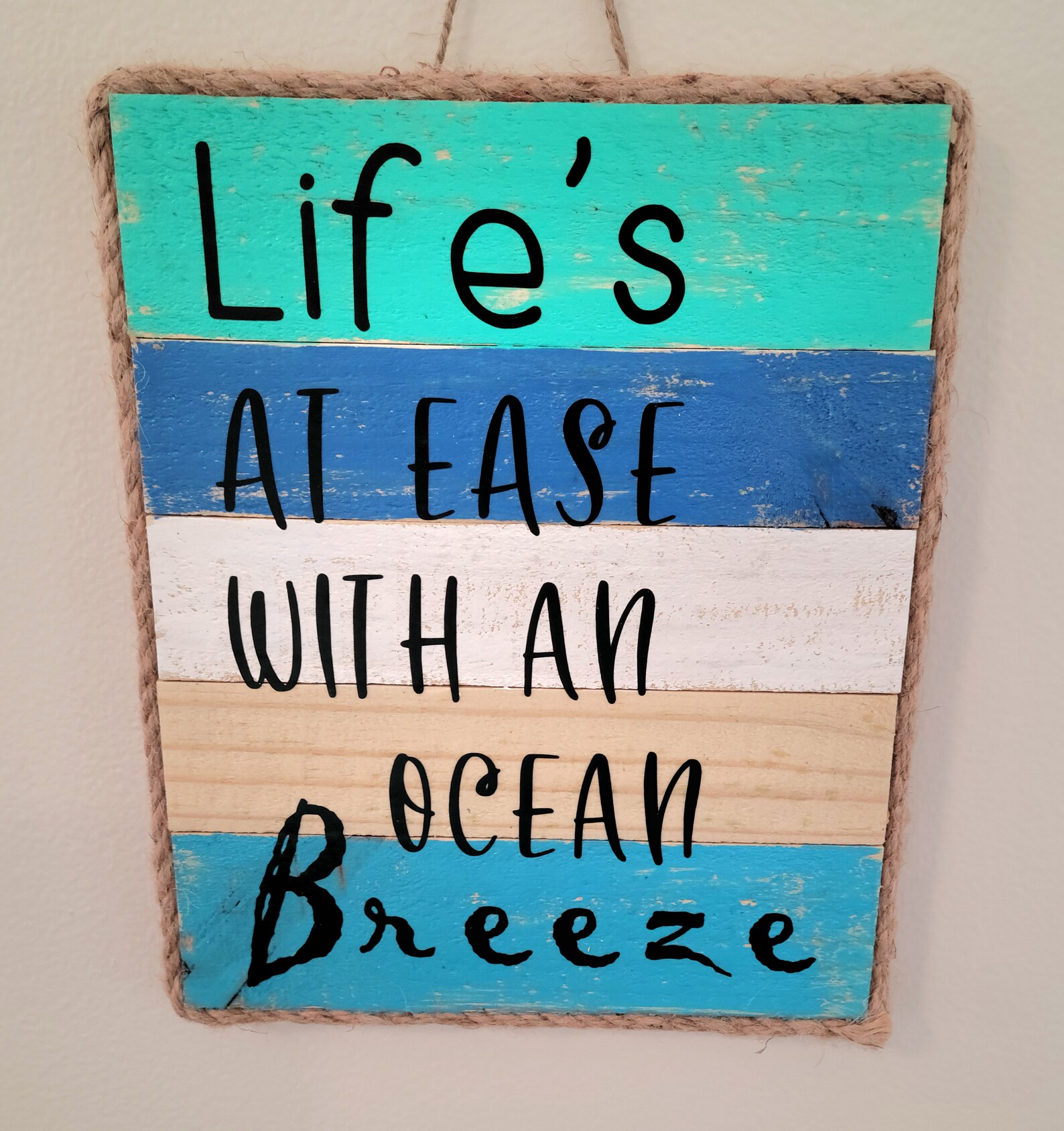 Rustic Life's at Ease With an Ocean Breeze Sign | Etsy