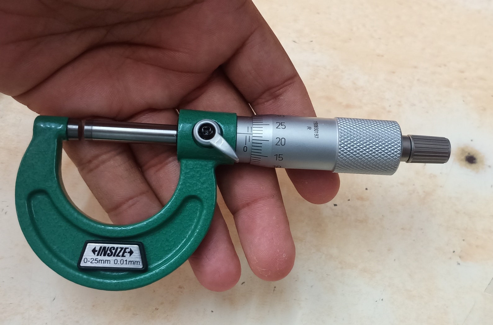 Insize 0-25 Mm Outside Micrometer 3203-25A for Precision - Etsy