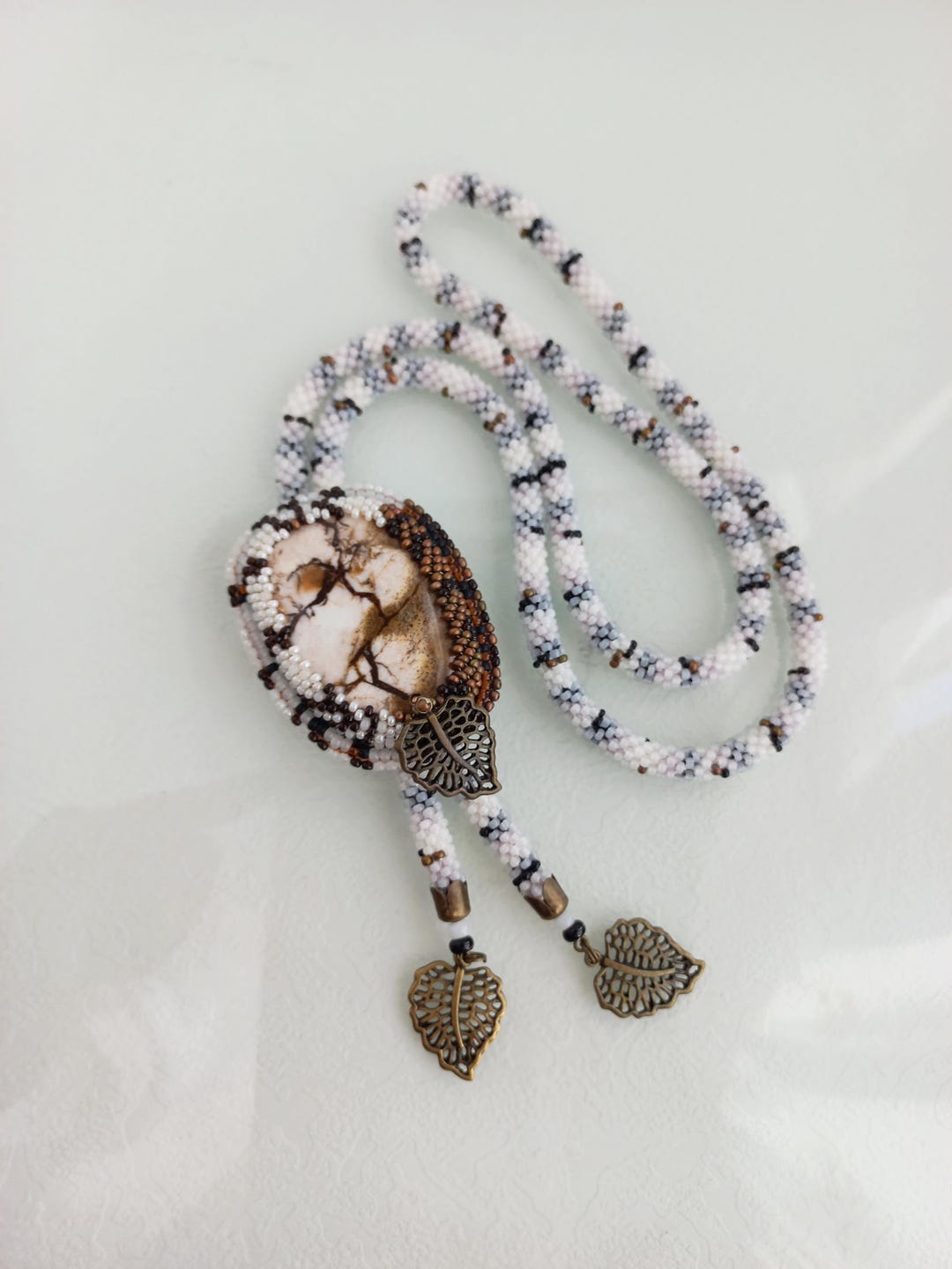 Beaded Necklace, Bolo Tie, White Bolo Tie With Pendant, Unisex Western ...