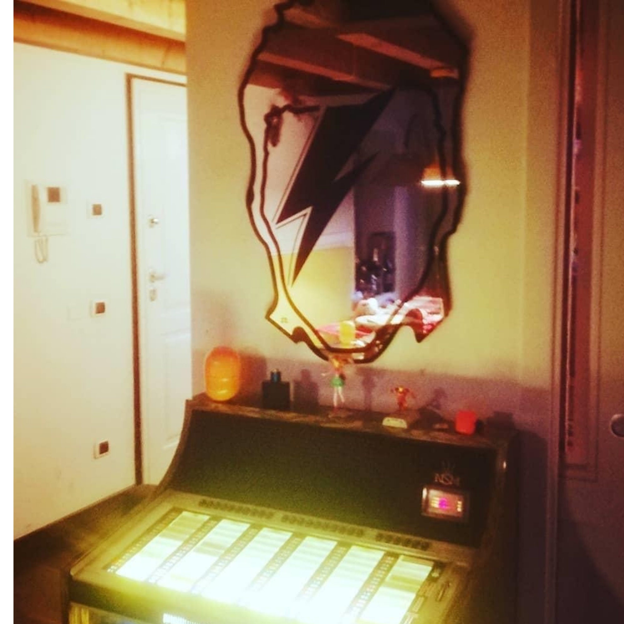 BOWIE WALL MIRROR David Bowie rock mirror pop glam | Etsy