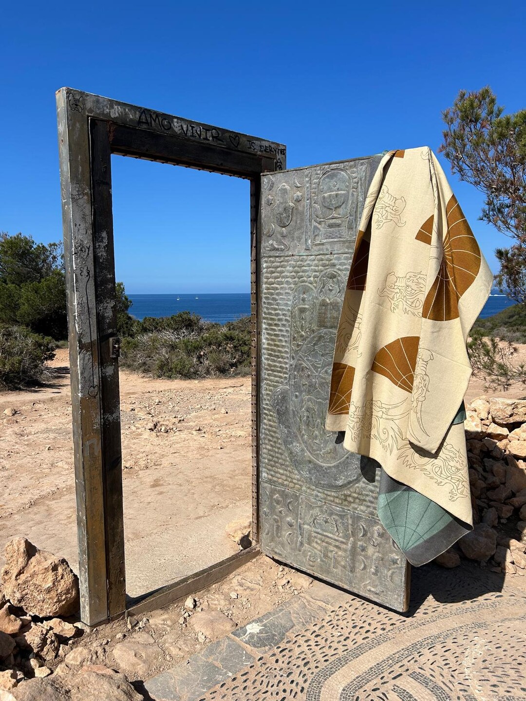 Japanese and Asian Inspired Textile Decoration. Throw Blanket for Couch ...