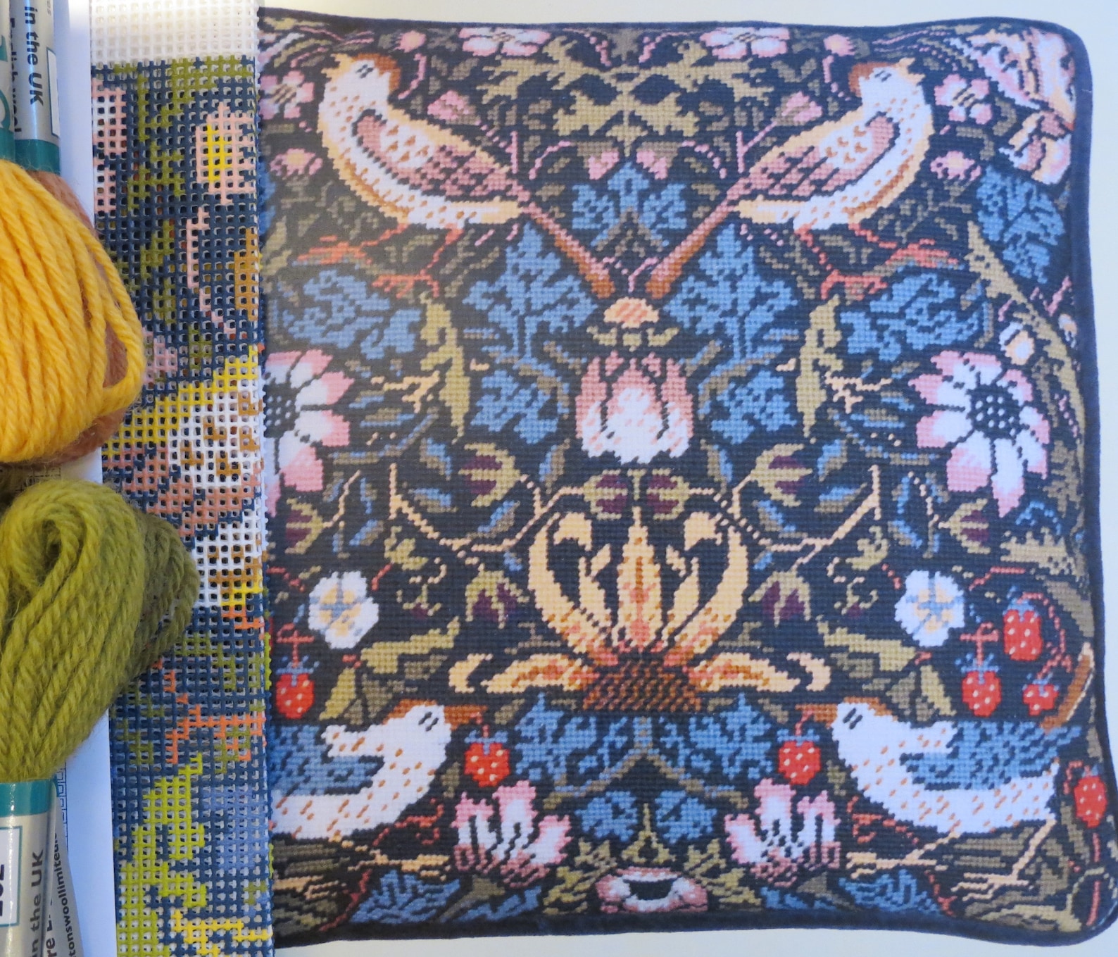 Tapestry Kit, Needlepoint Kit - William Morris, Strawberry Thief - Etsy