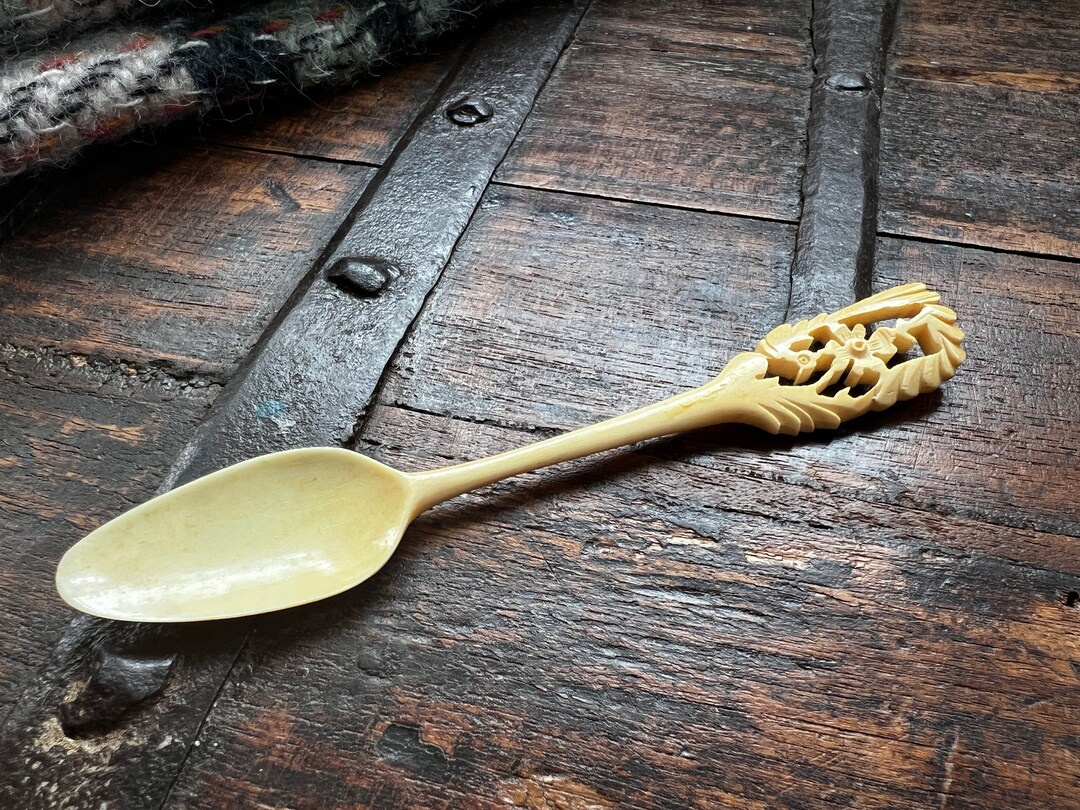 Carved Spoon, Early 19th Century Bovine Bone Spoon - Etsy