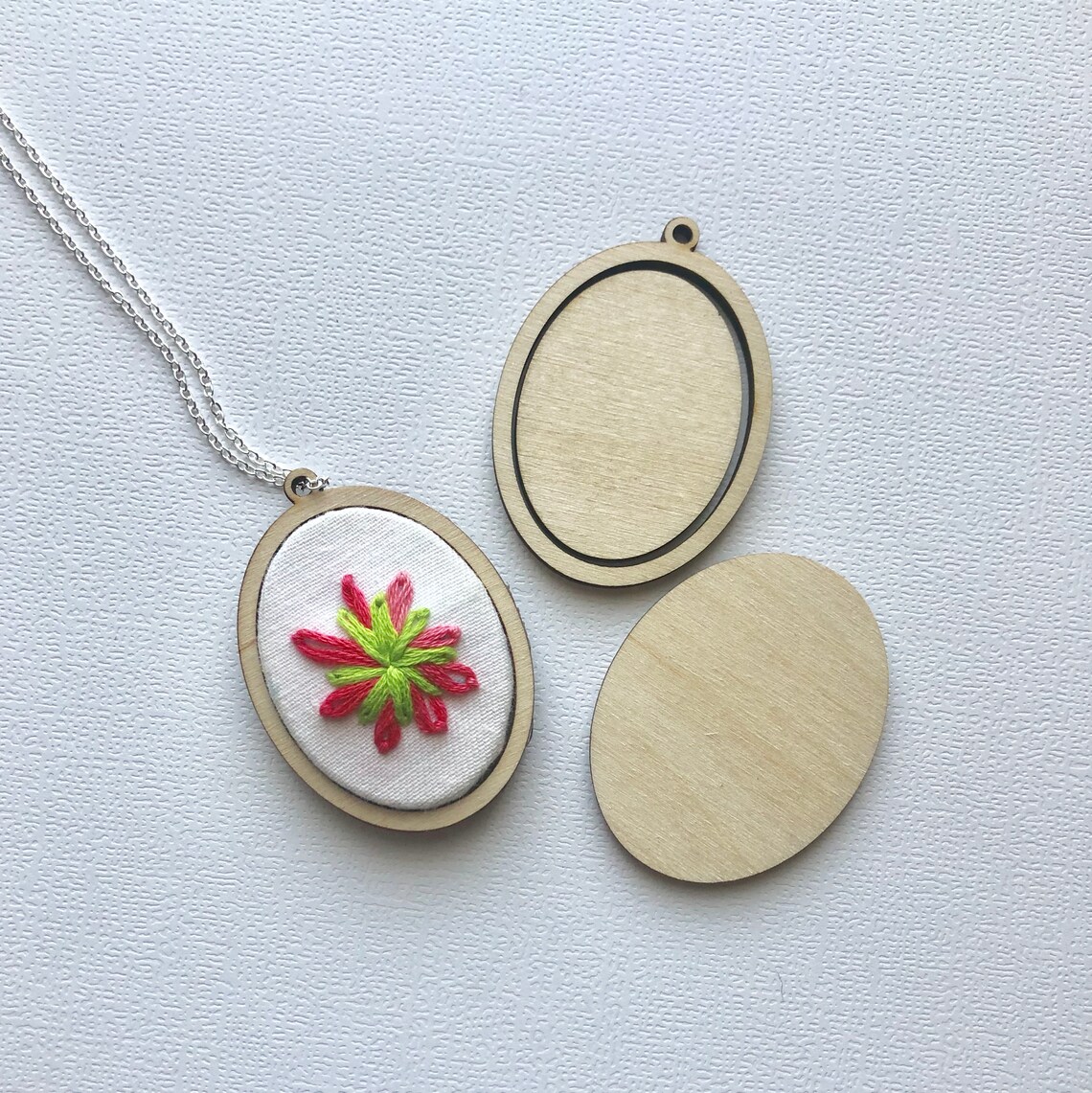 Mini Embroidery Hoop, Small Embroidery Hoop, Embroidery Hoop Necklace ...