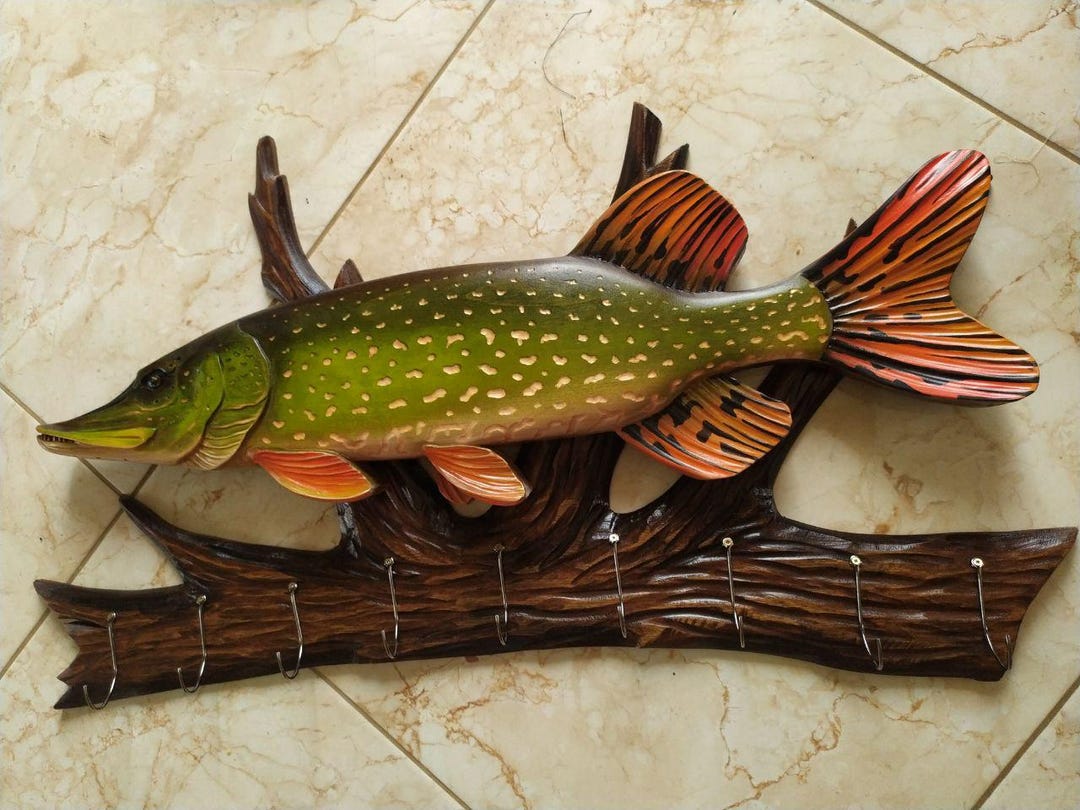 Wooden Statue Pike Wall-mounted Rack Sculpture Pike Handcarved Wildlife ...