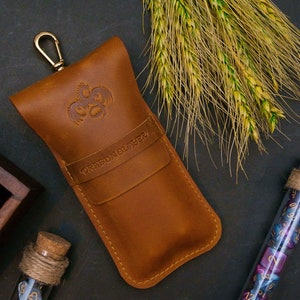 RPG Dice Potion Bag With Fantasy Dice Potion Flask Set: Tan Leather ...