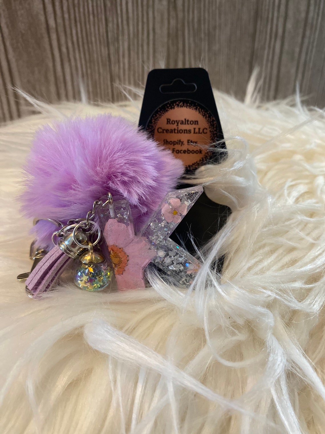 Daisy Glitter Keychain | Etsy