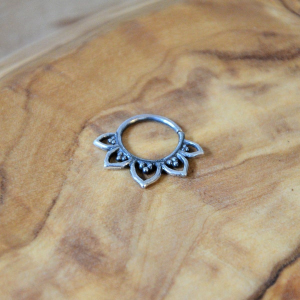 Lotus Ring - Etsy