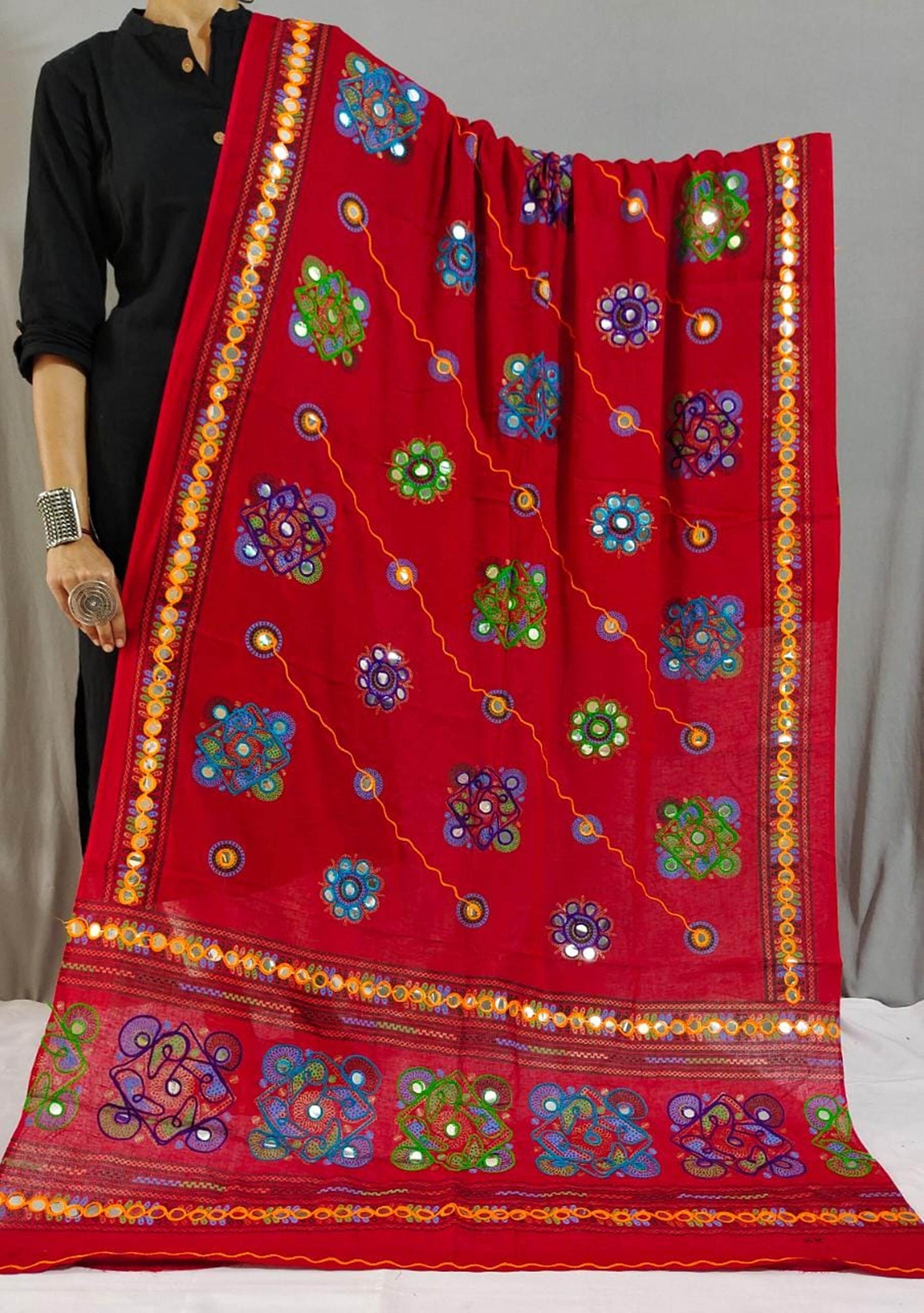 Red Cotton Dupatta-Gujarati Traditional Dupatta-Navratri | Etsy