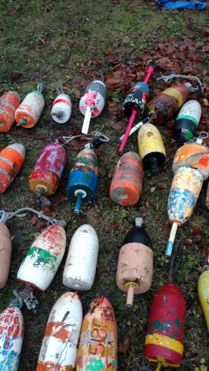 5 Buoys Total Rustic and Distressed Real Painted Maine Lobster Buoys ...