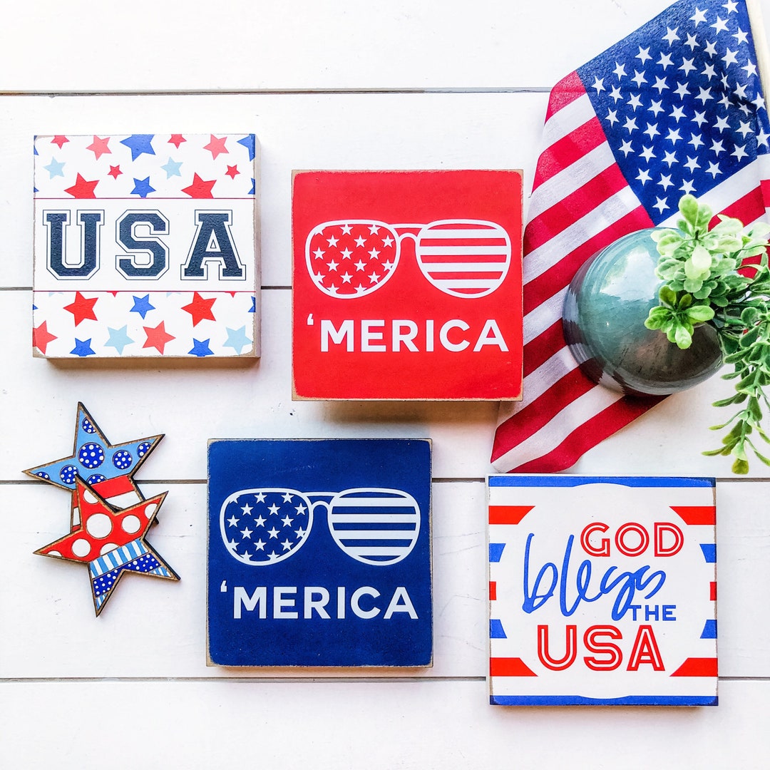 4th of July Mini Signs, Tiered Tray Sign, 4th of July Signs, Party Gift ...