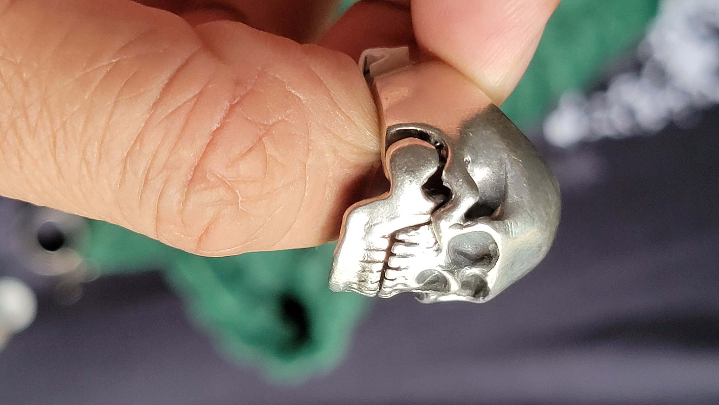 Skull Ring With Movable Jaw in Sterling Size 7 - Etsy
