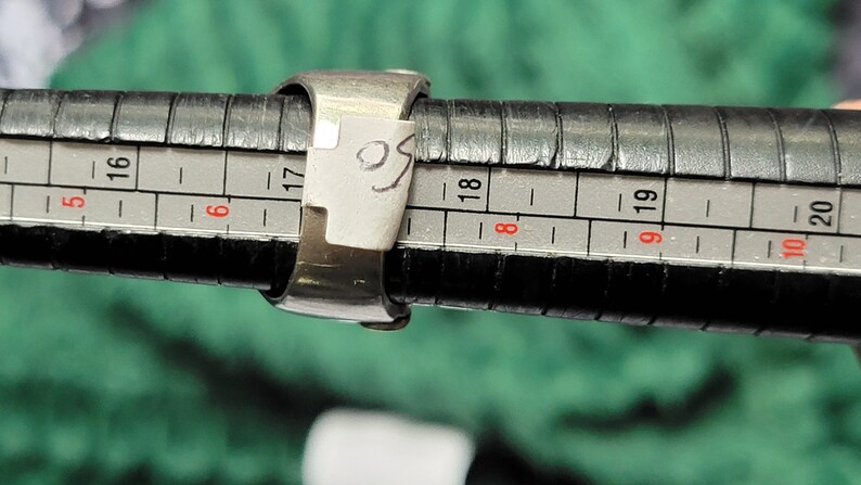 Skull Ring With Movable Jaw in Sterling Size 7 - Etsy