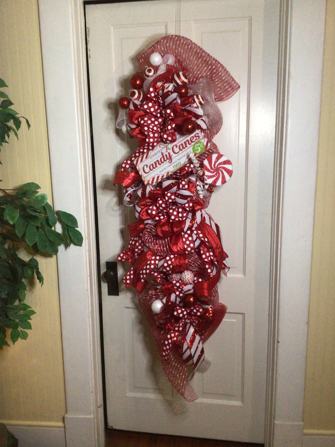 Candy Cane Door Decor, Candy Cane Swag, Candy Cane Wreath, Holiday ...