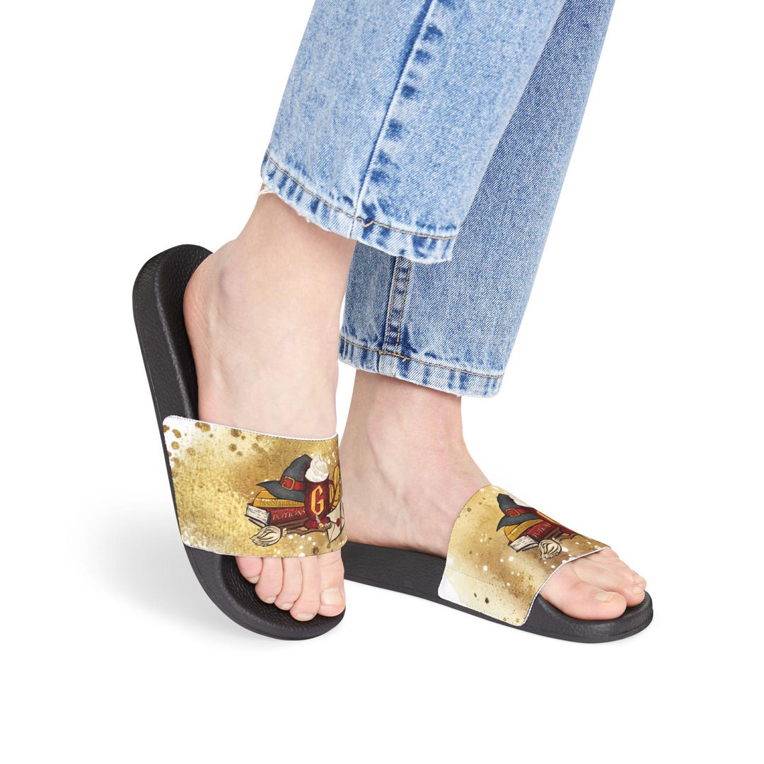 Women's Wizard School Sandals Slip-ons for Summer Beach Vacation Lion ...