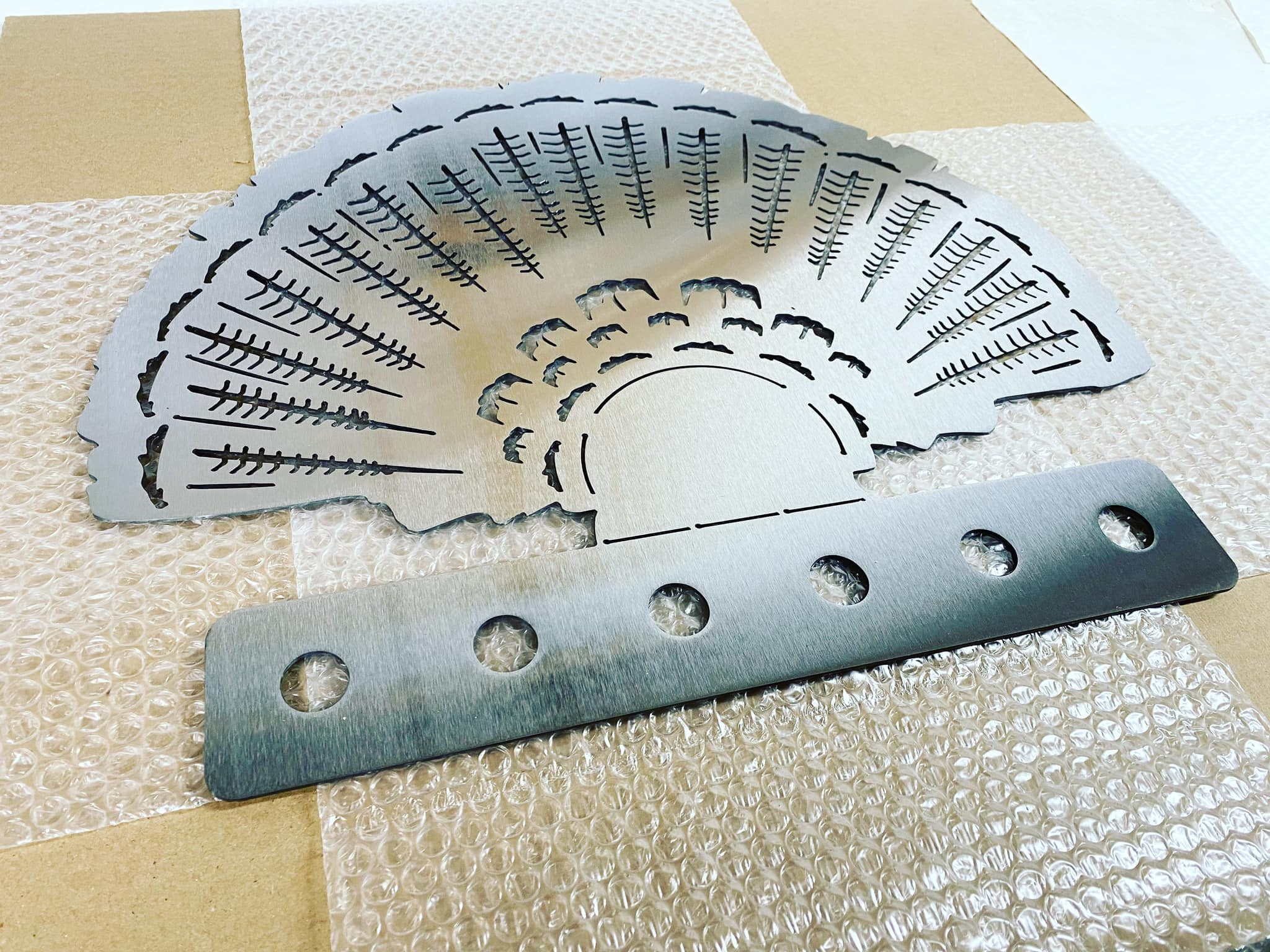 Metal Turkey Fan Trophy Display - Custom Turkey Display - Turkey Beard ...