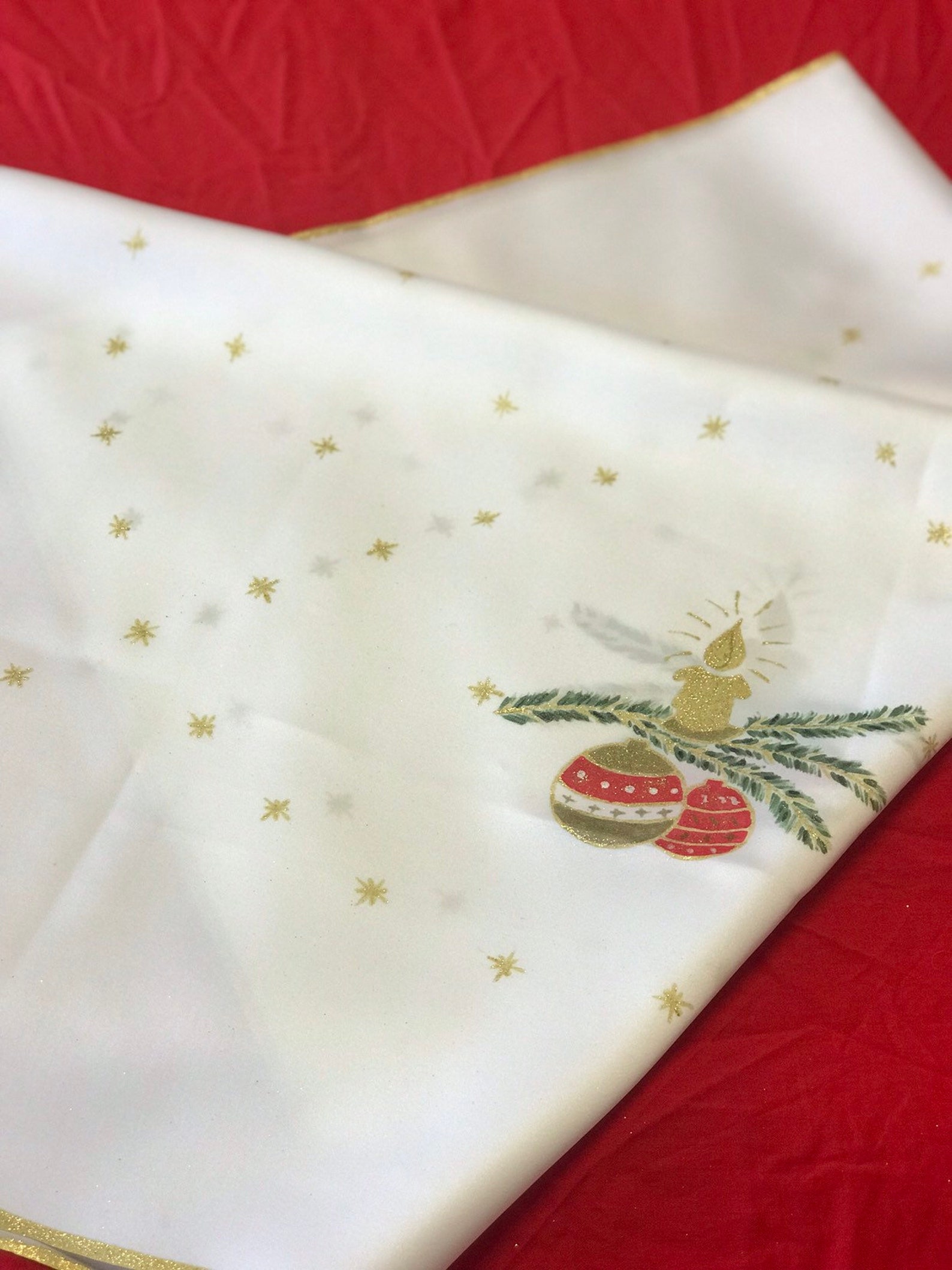 Vintage Satin Tablecloth / 1980s Vintage Table Topper / Hand Painted ...