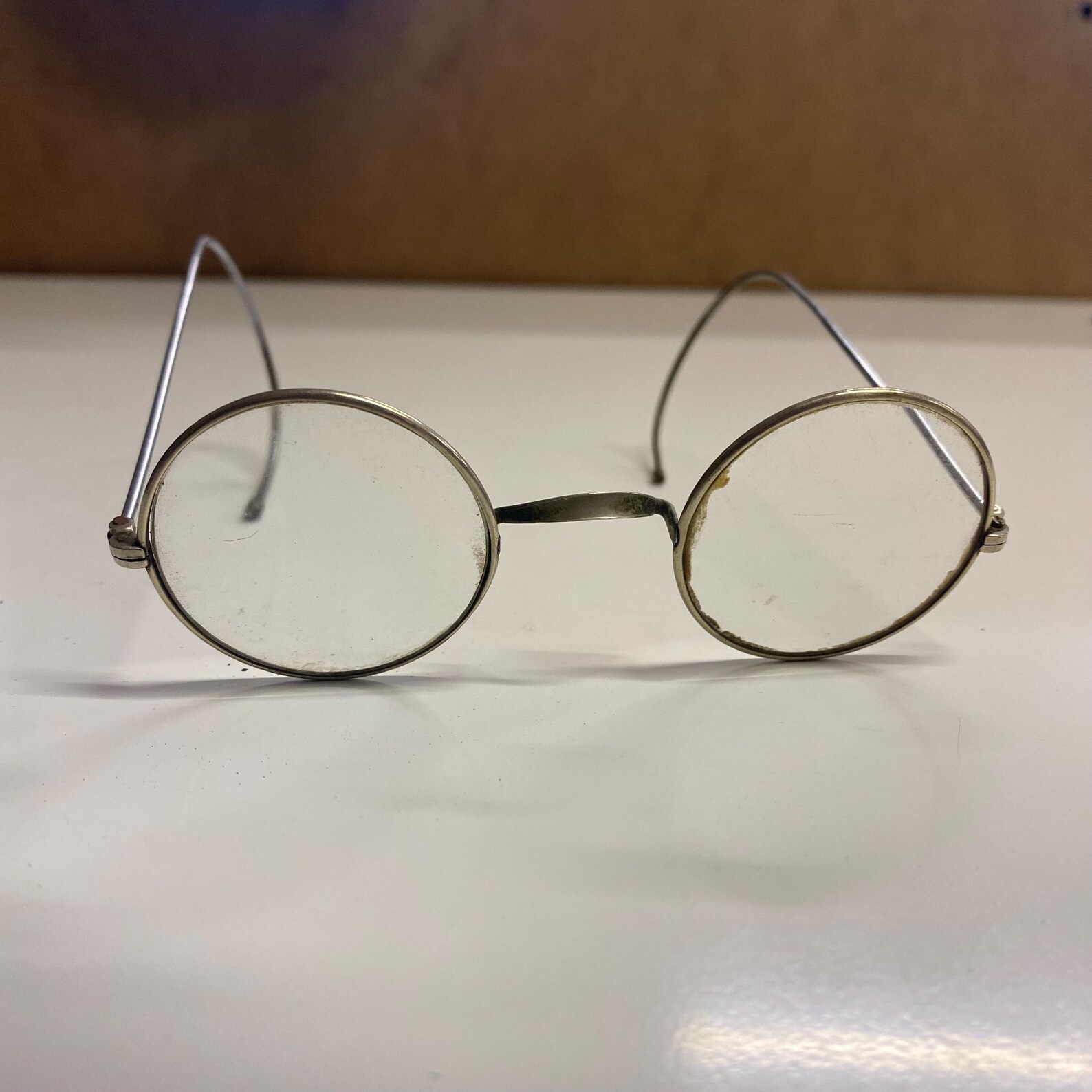 Circa 1880s Antique Round Eyeglasses in Original Metal Case ...