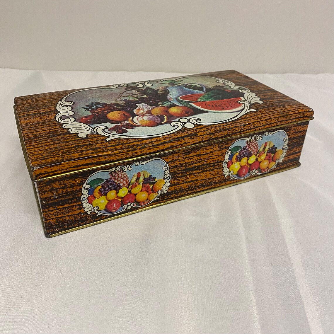 1970s Vintage Tin Floral Storage Box / Biscuit Box / Trinket Box - Etsy