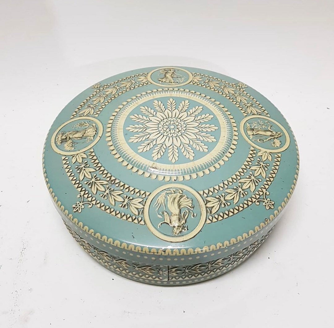 1970s Vintage Tin Storage Box / Biscuit Box / Trinket Box - Etsy
