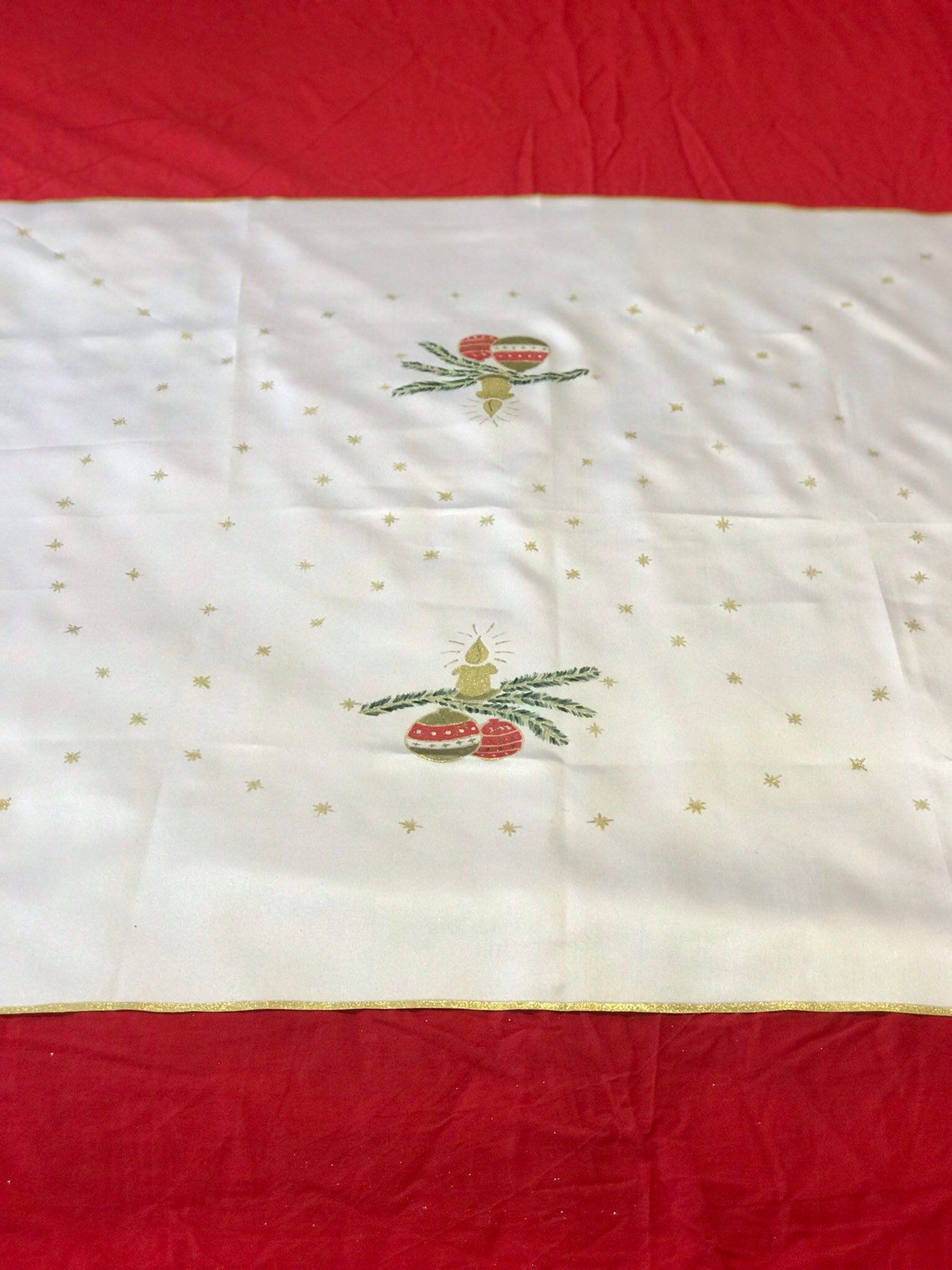 Vintage Satin Tablecloth / 1980s Vintage Table Topper / Hand Painted ...