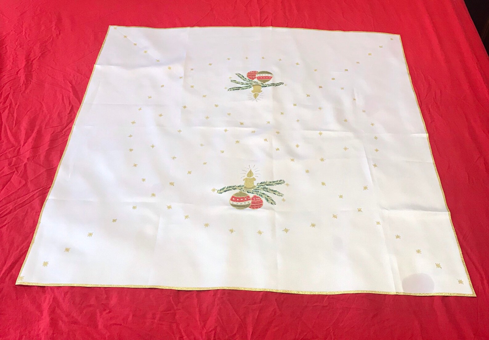 Vintage Satin Tablecloth / 1980s Vintage Table Topper / Hand Painted ...