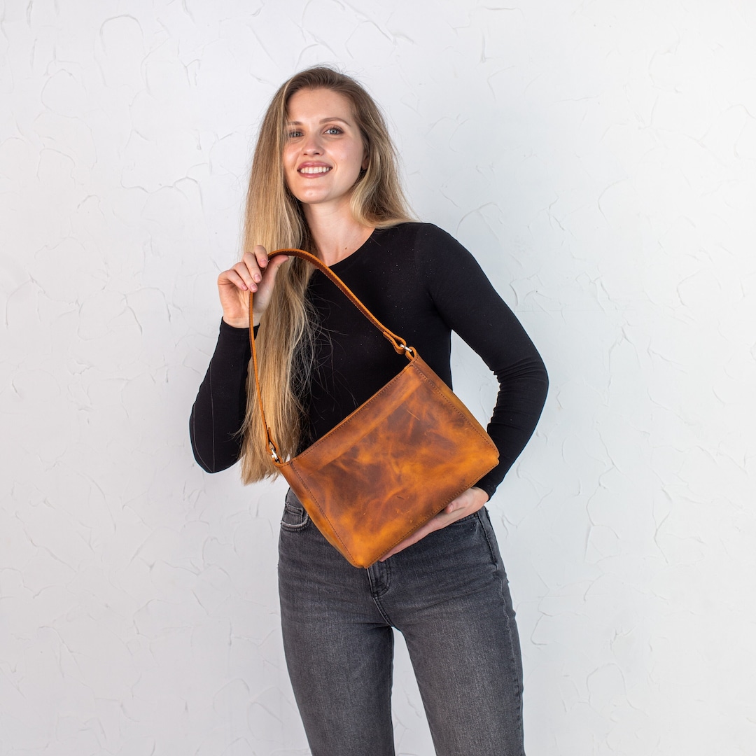 Cowhide Genuine Leather Shoulder Bag With Zipper | Handcrafted Leather ...