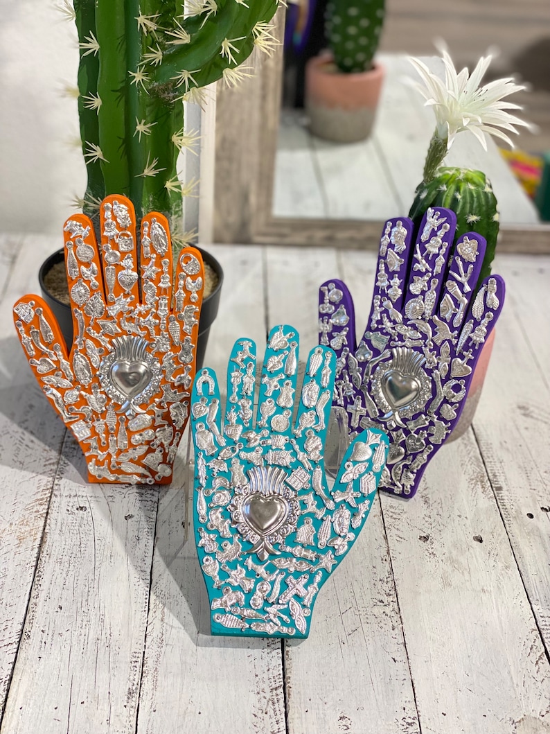 Milagros Hand: Mexican Folk Art, Sacred Heart Wall Decor - Etsy
