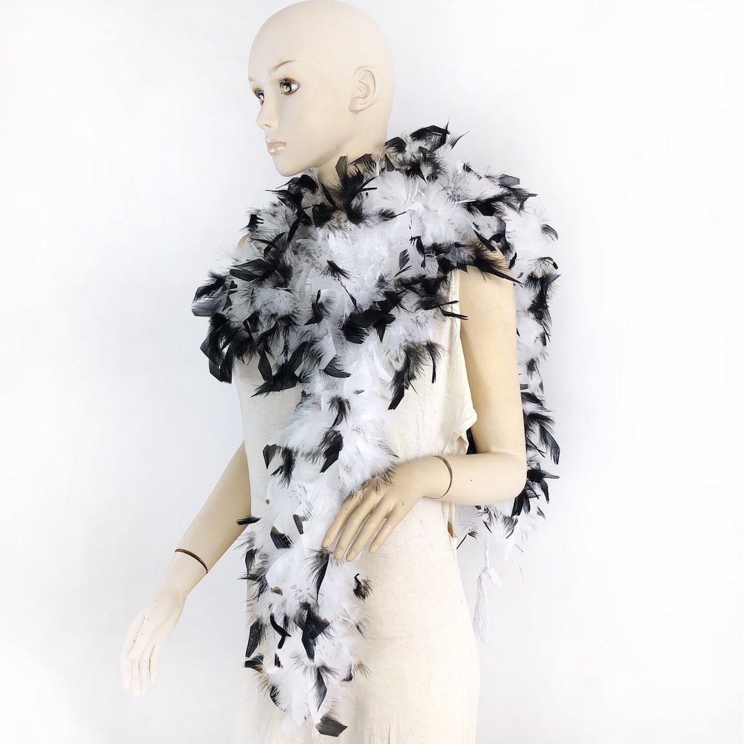 White & Black TIPS 100 G Chandelle Feather Boa: 2-yard Costume Party ...