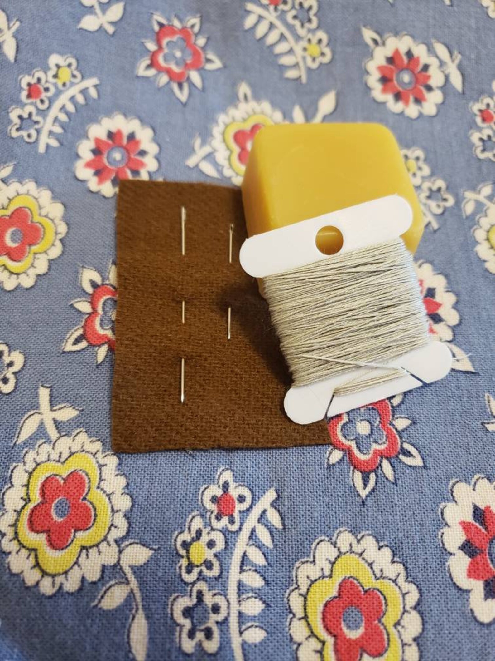 DIY Embroidered Pocket Kit for 18th Century Reenacting and - Etsy