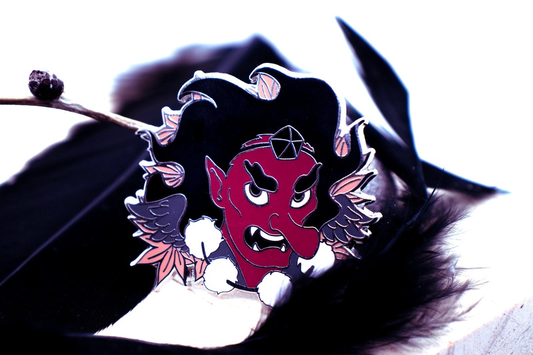 Tengu - Yokai Enamel Pin - Etsy