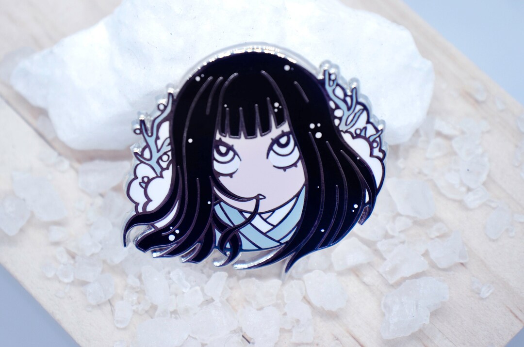 Yuki Onna - Yokai Enamel Pin - Etsy
