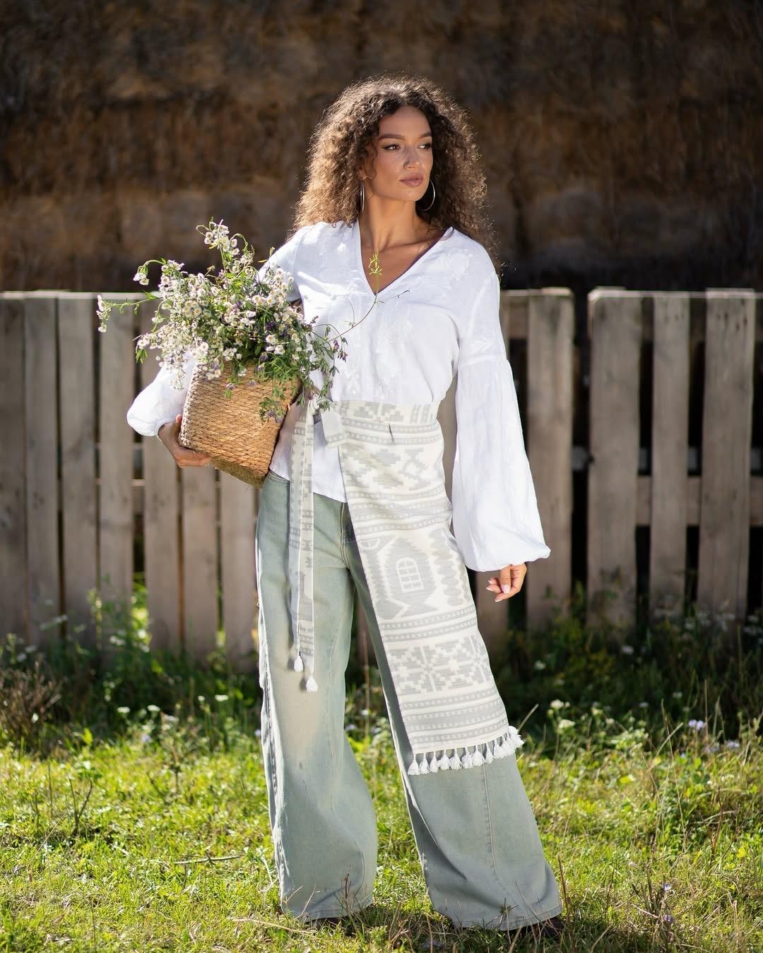 Traditional Ukrainian Apron Skirt – Hutsul Folk Plakhta | Vyshyvanka ...